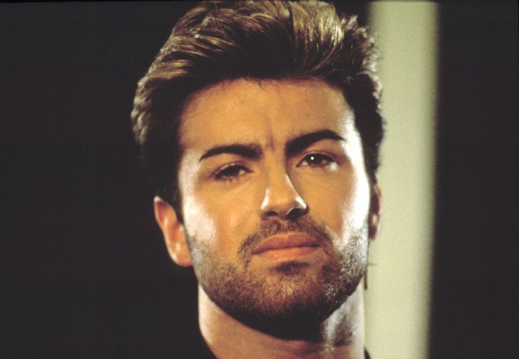 George Michael, il Natale che torna in vetta: successo globale senza ...